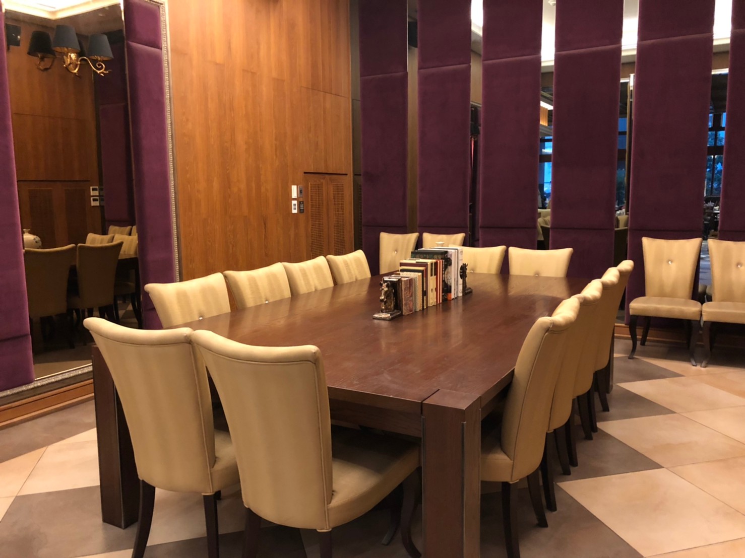 202043_200404_0016 – oopsWu